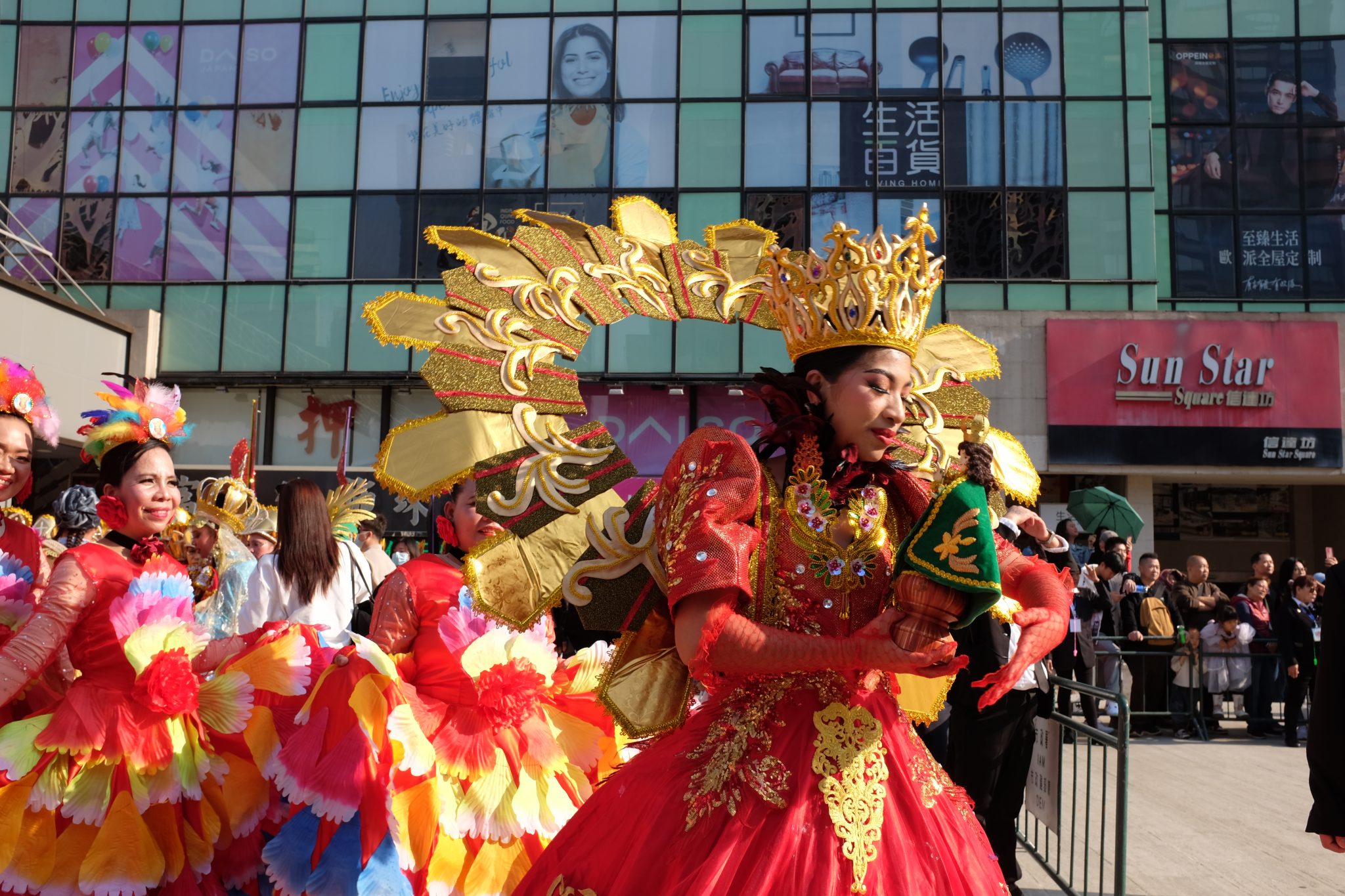 FILIPINOS CELEBRATE FEAST OF SANTO NIÑO ON SUNDAY – Pit Señor! Joy ...